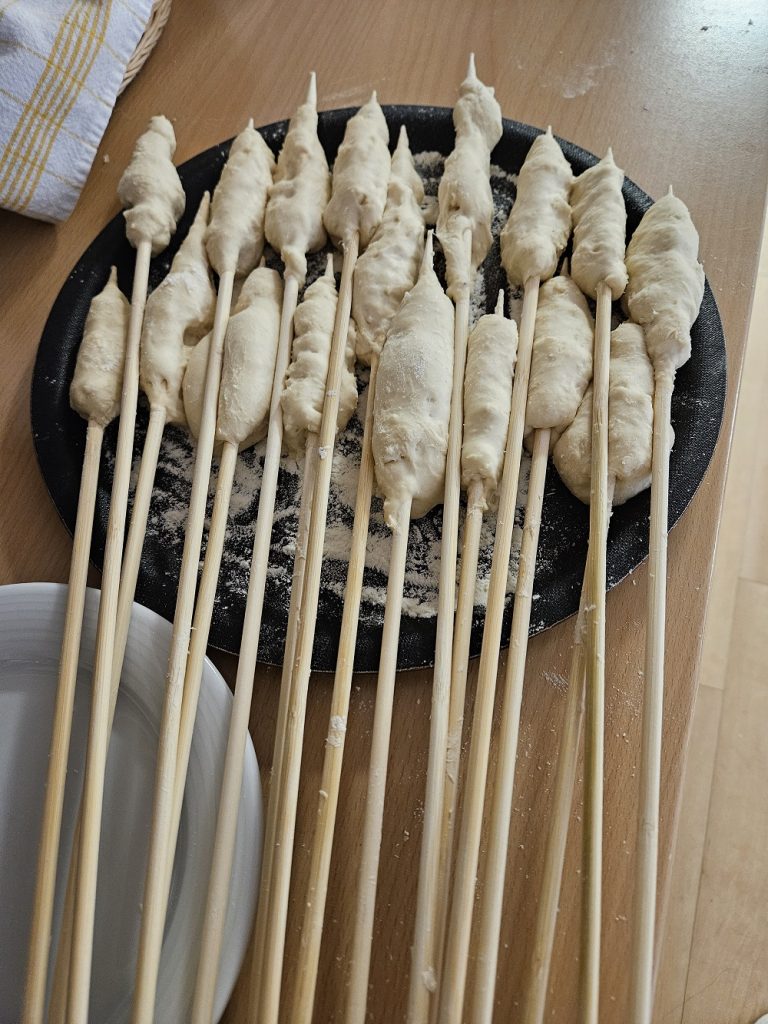 Stockbrot, Feuer & Gemeinschaft – ein besonderer Moment bei uns - carpe ...